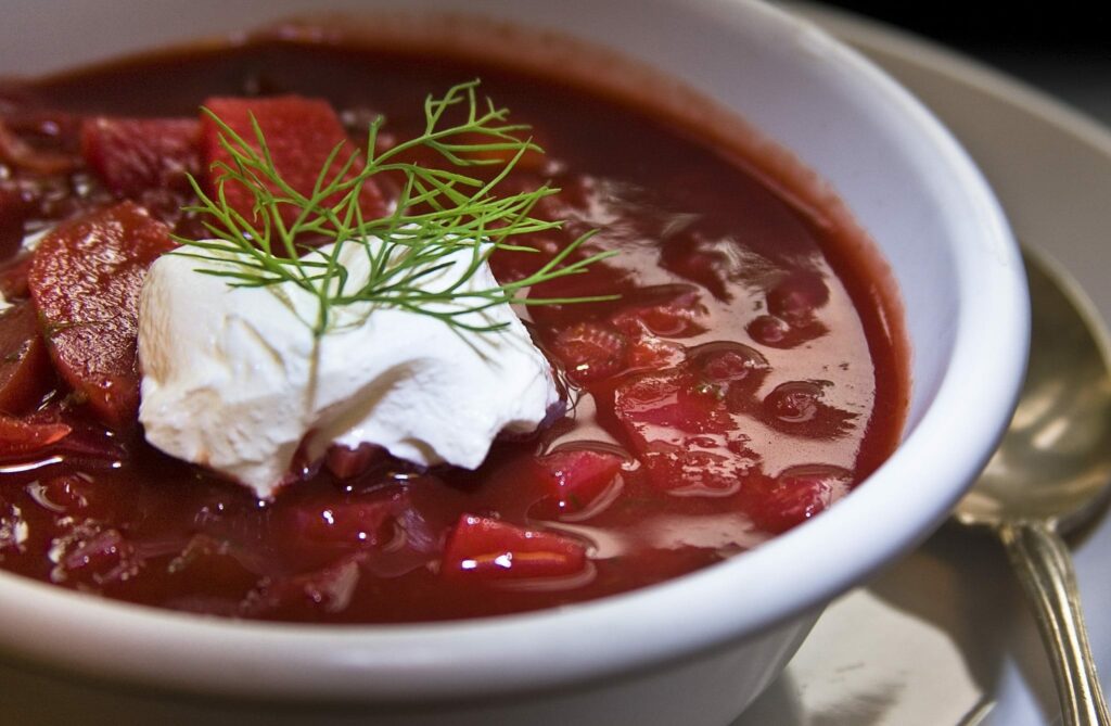 The Hirshon Jewish Ukrainian-style Borscht - борщ - The Food Dictator