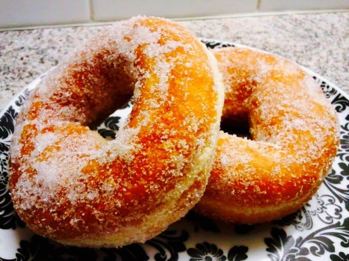The Hirshon Finnish Cardamom Donuts - Suomalaiset Munkit - The Food ...