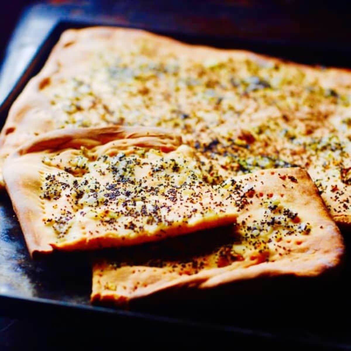 The Hirshon Jewish Pletzel Cracker - פלעצל - The Food Dictator