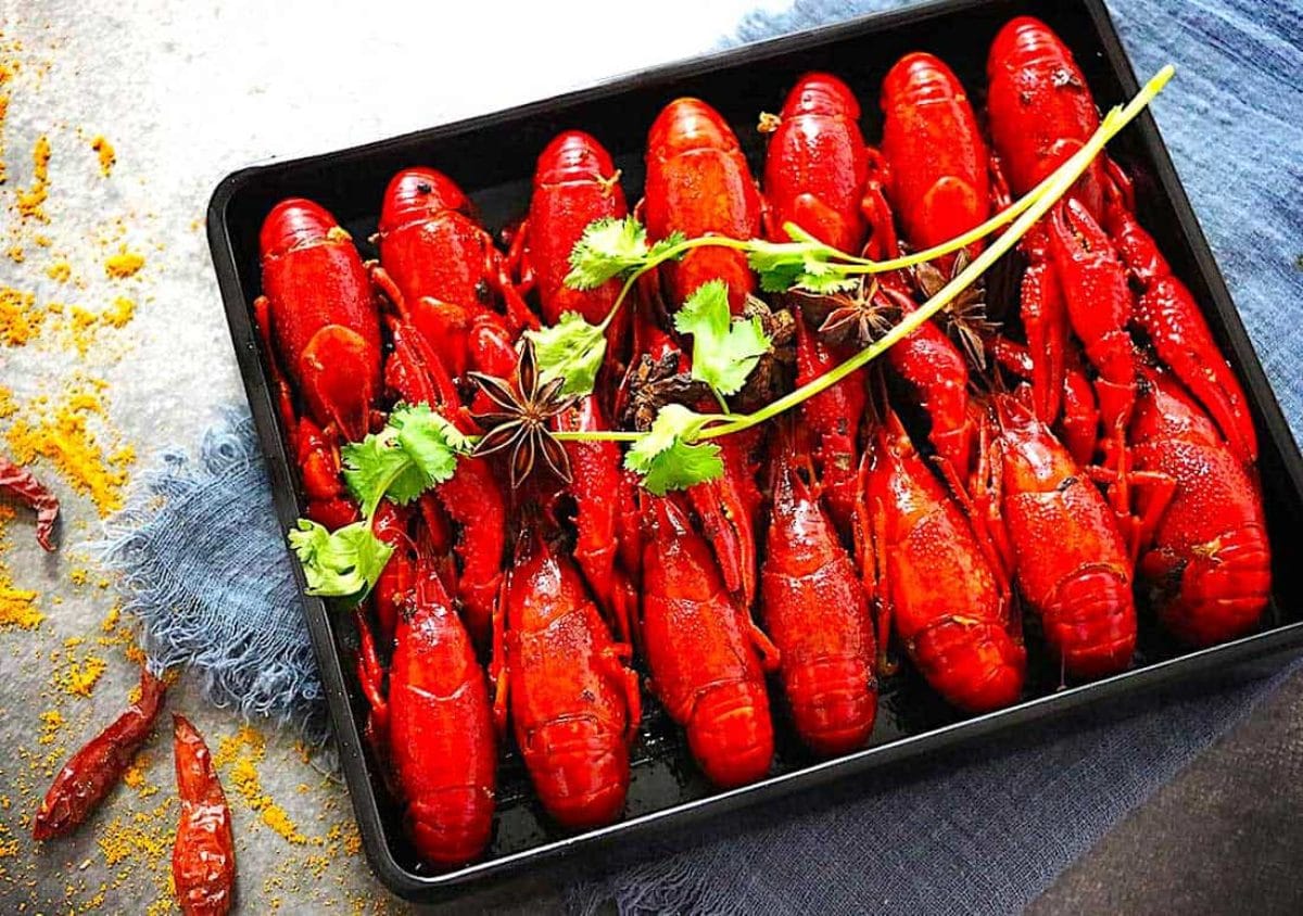 The Hirshon Jiangsu Crayfish Cooked With Thirteen-Spice Powder - 十三香小龙虾 ...