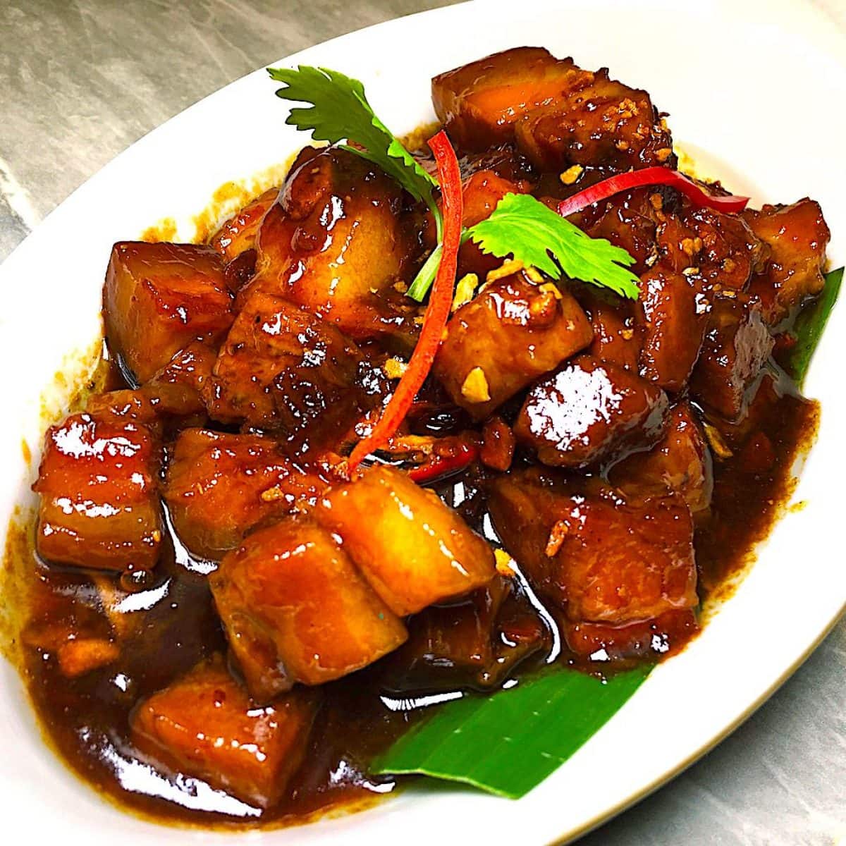 The Hirshon Malaysian Nyonya Fried Chicken - Inche Kabin - The Food ...