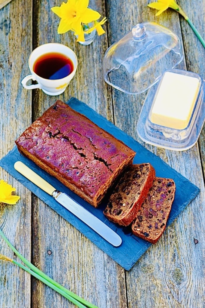 The Hirshon Welsh Tea Cake With Fruit - Bara Brith - The Food Dictator